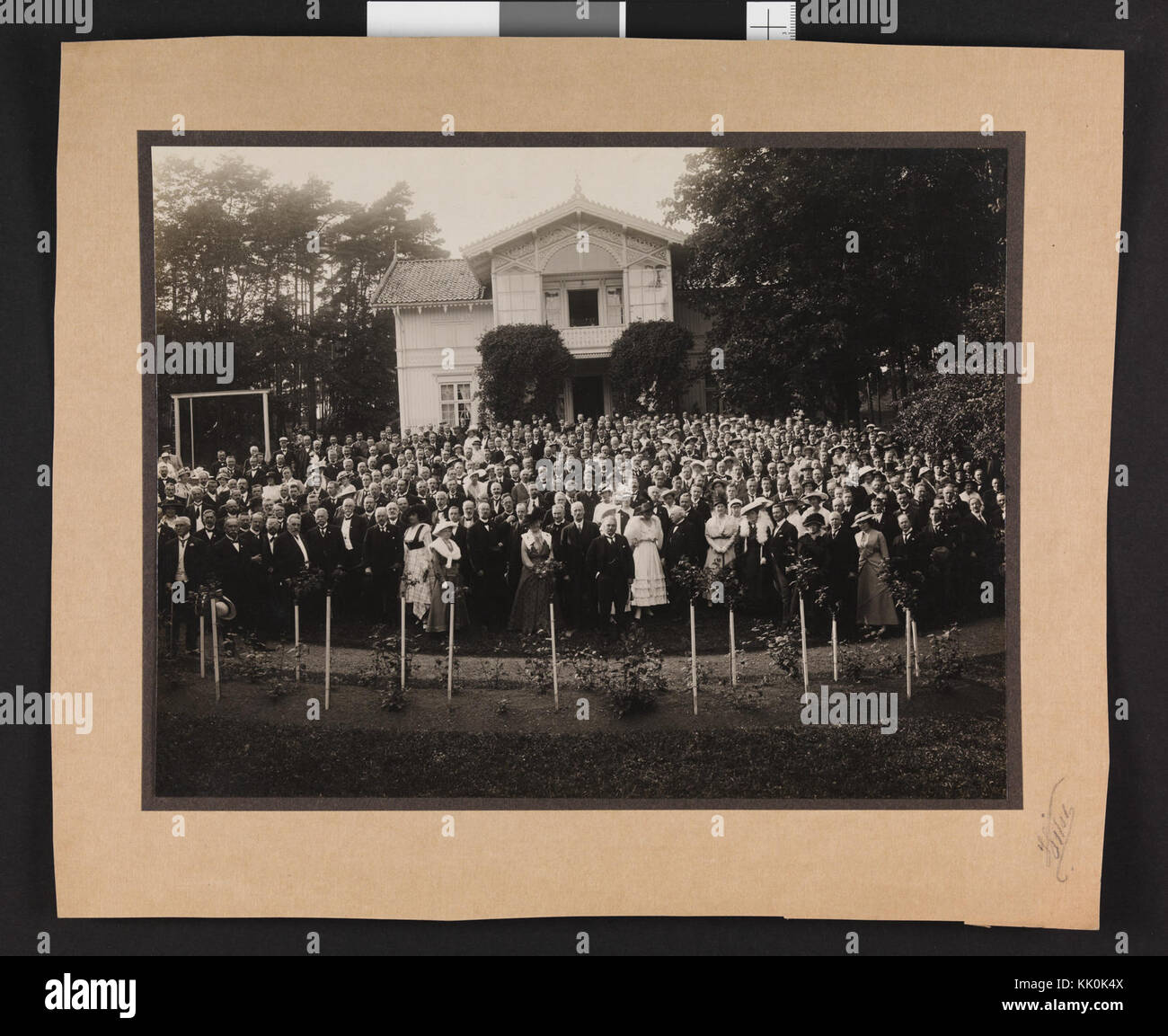 This unidentified group of people, captured in a historical photograph ...