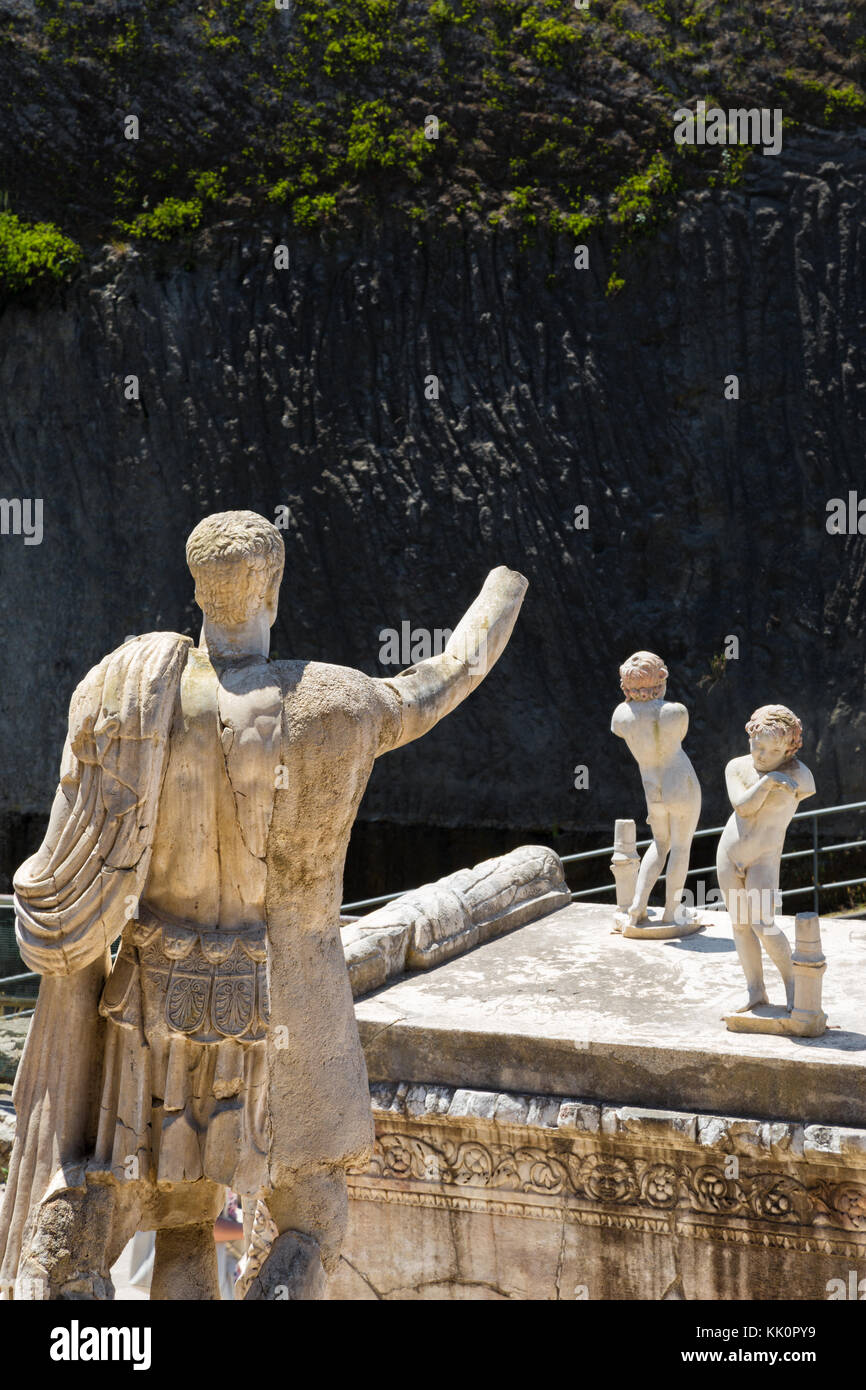 Ercolano (Italy) - Situated on a volcanic plateau overhanging the sea ...