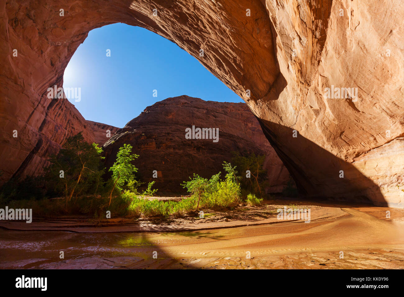 Jacob Hamblin Arch in Coyote Gulch, Grand Staircase-Escalante National ...