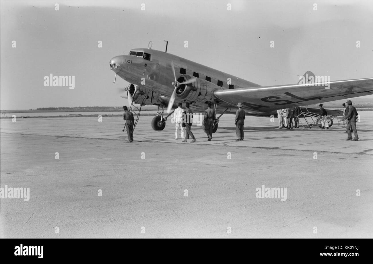 Vintage lot Black and White Stock Photos & Images - Alamy