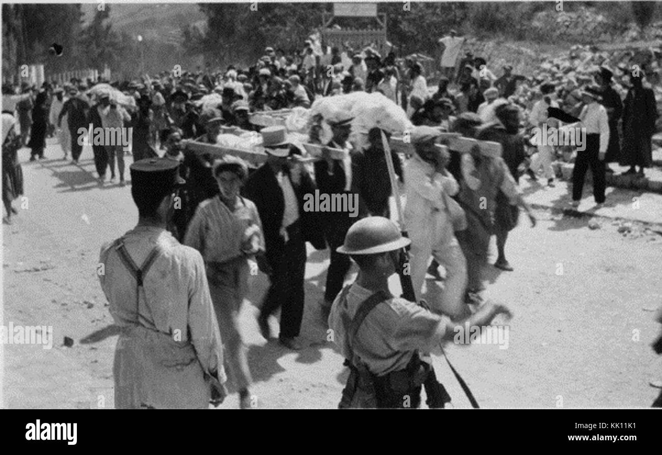 Palestine funeral Black and White Stock Photos & Images - Alamy