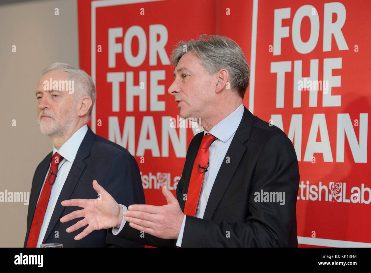 Labour leader Jeremy Corbyn and the party's new leader in Scotland ...