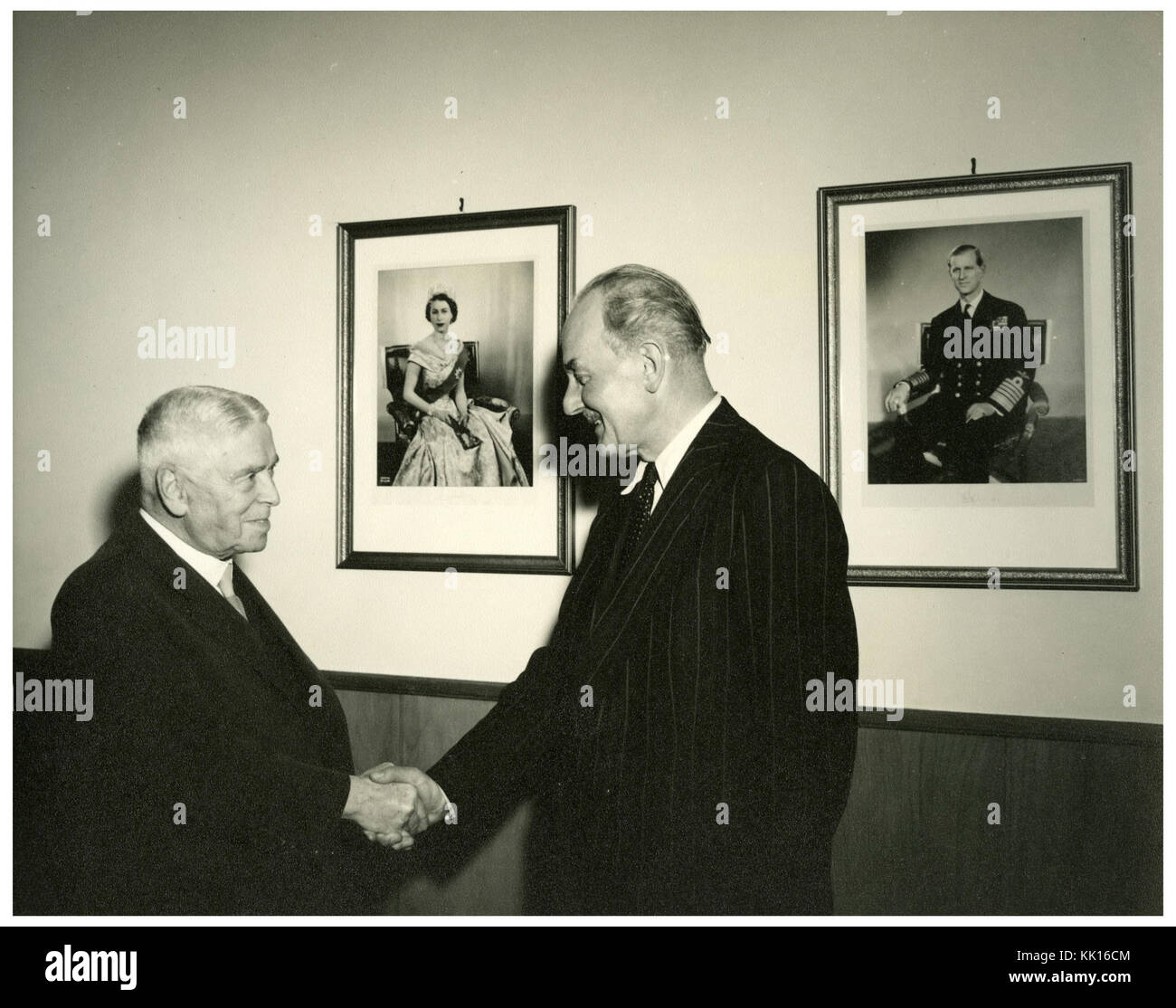 George mallaby hi-res stock photography and images - Alamy