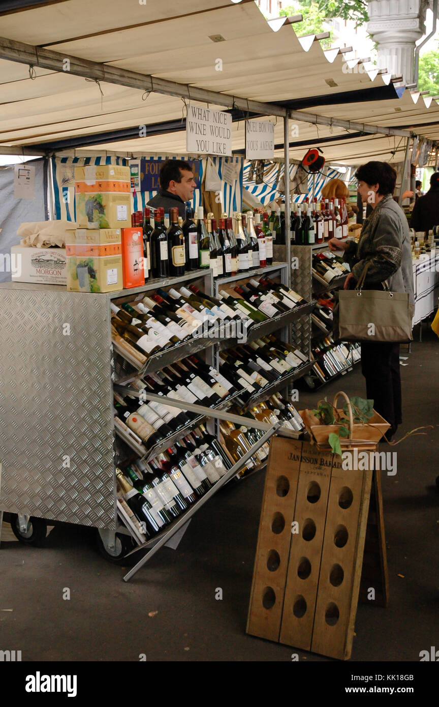 City traders champagne hi-res stock photography and images - Alamy