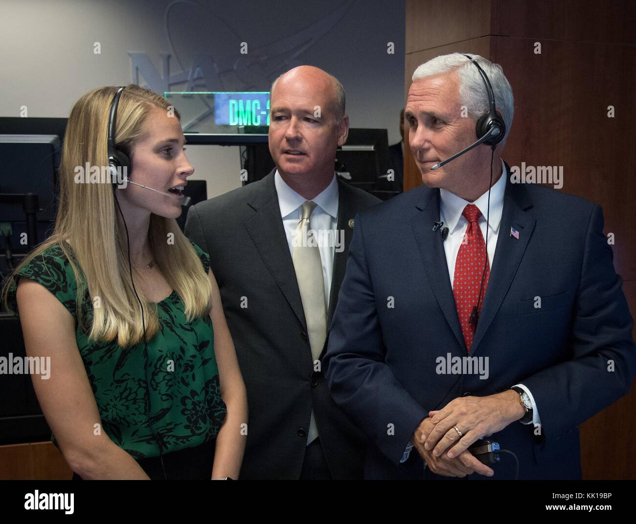 Payload Operations Integration Center Stock Photos & Payload Operations ...