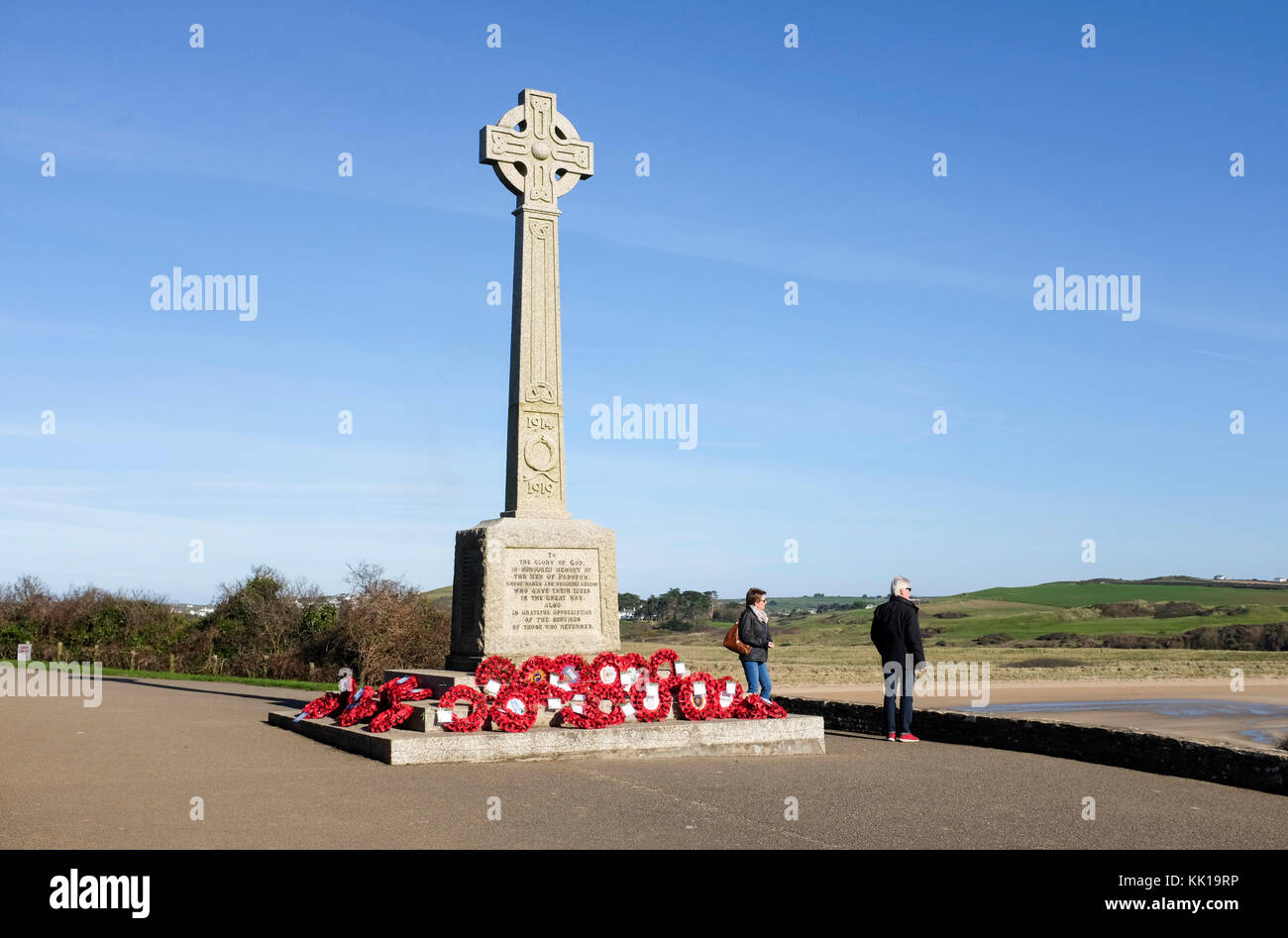 The War Memorial at Padstow in Cornwall UK Stock Photo - Alamy