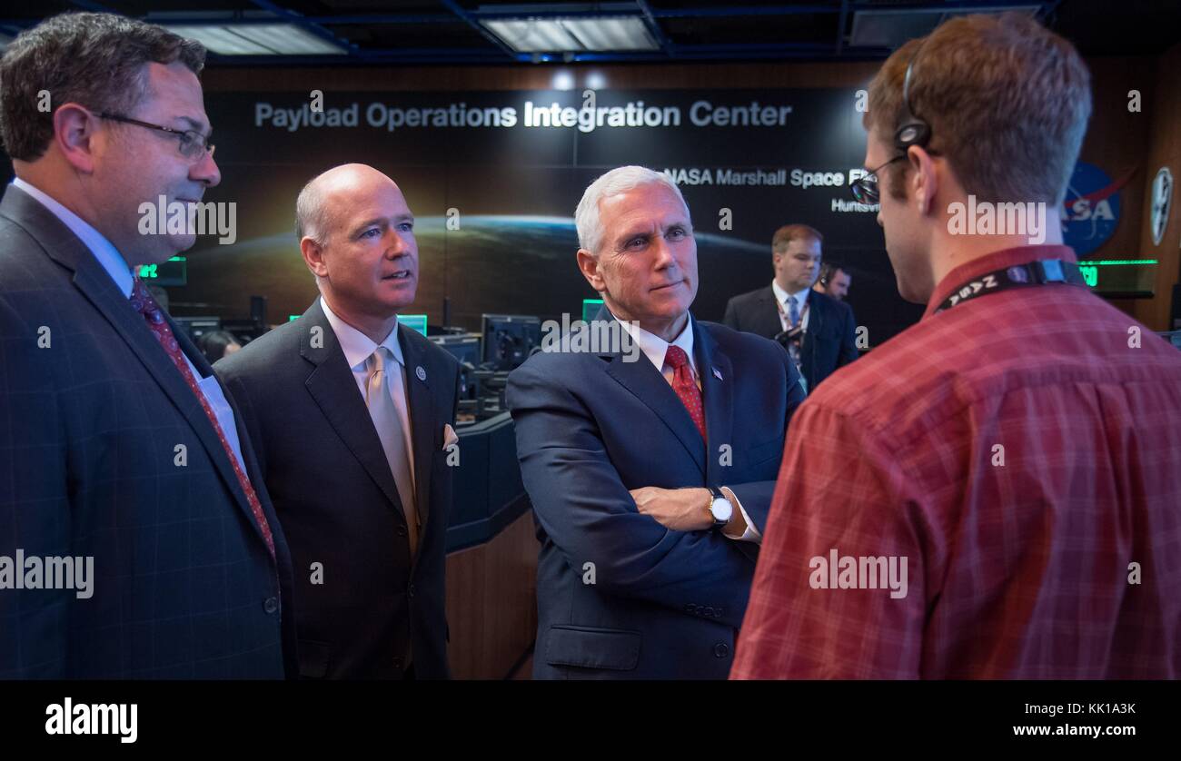 Mike todd hi-res stock photography and images - Alamy