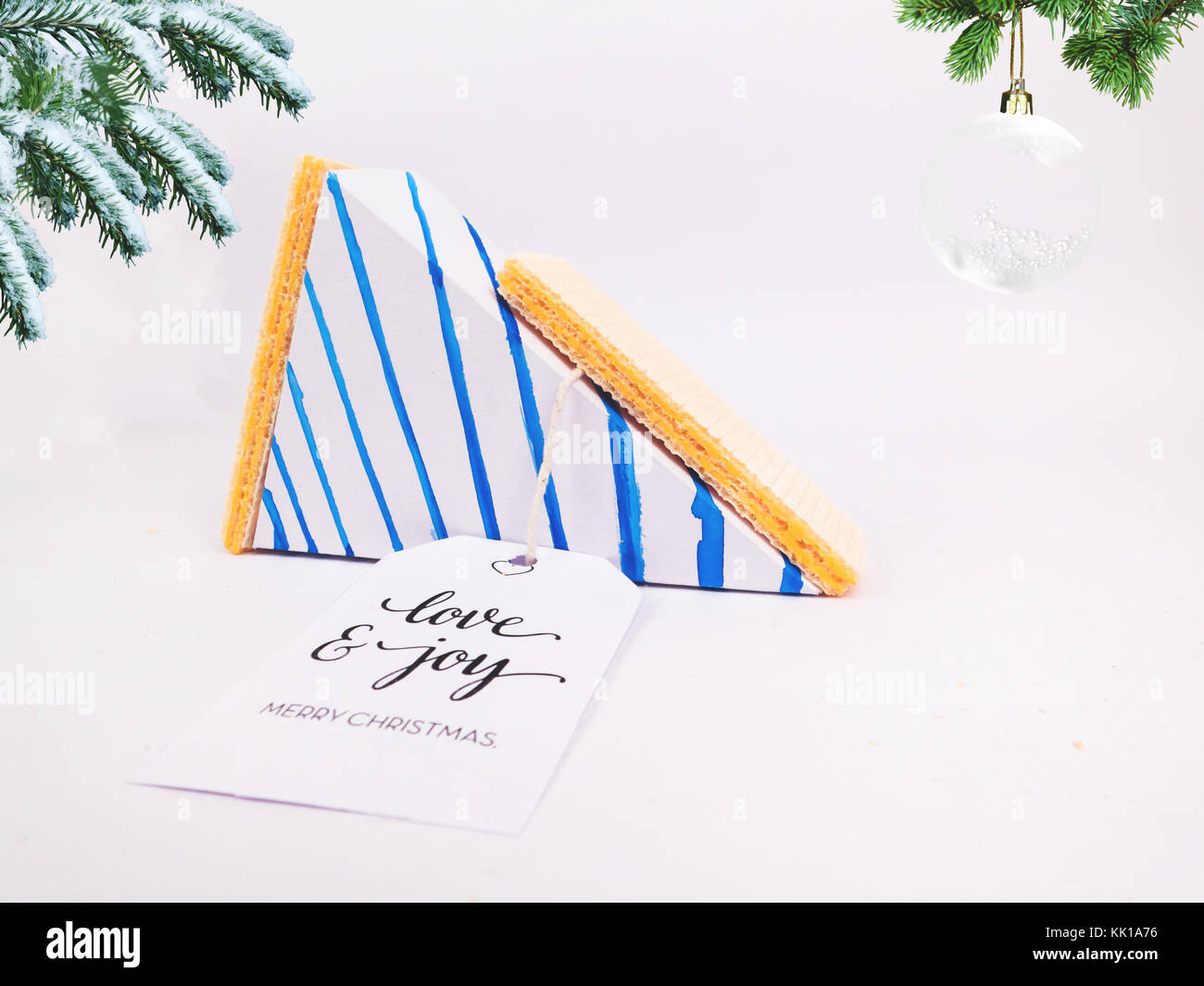 Christmas Decoration with Triangle Wafer Christmas Gift Box with wafers ...