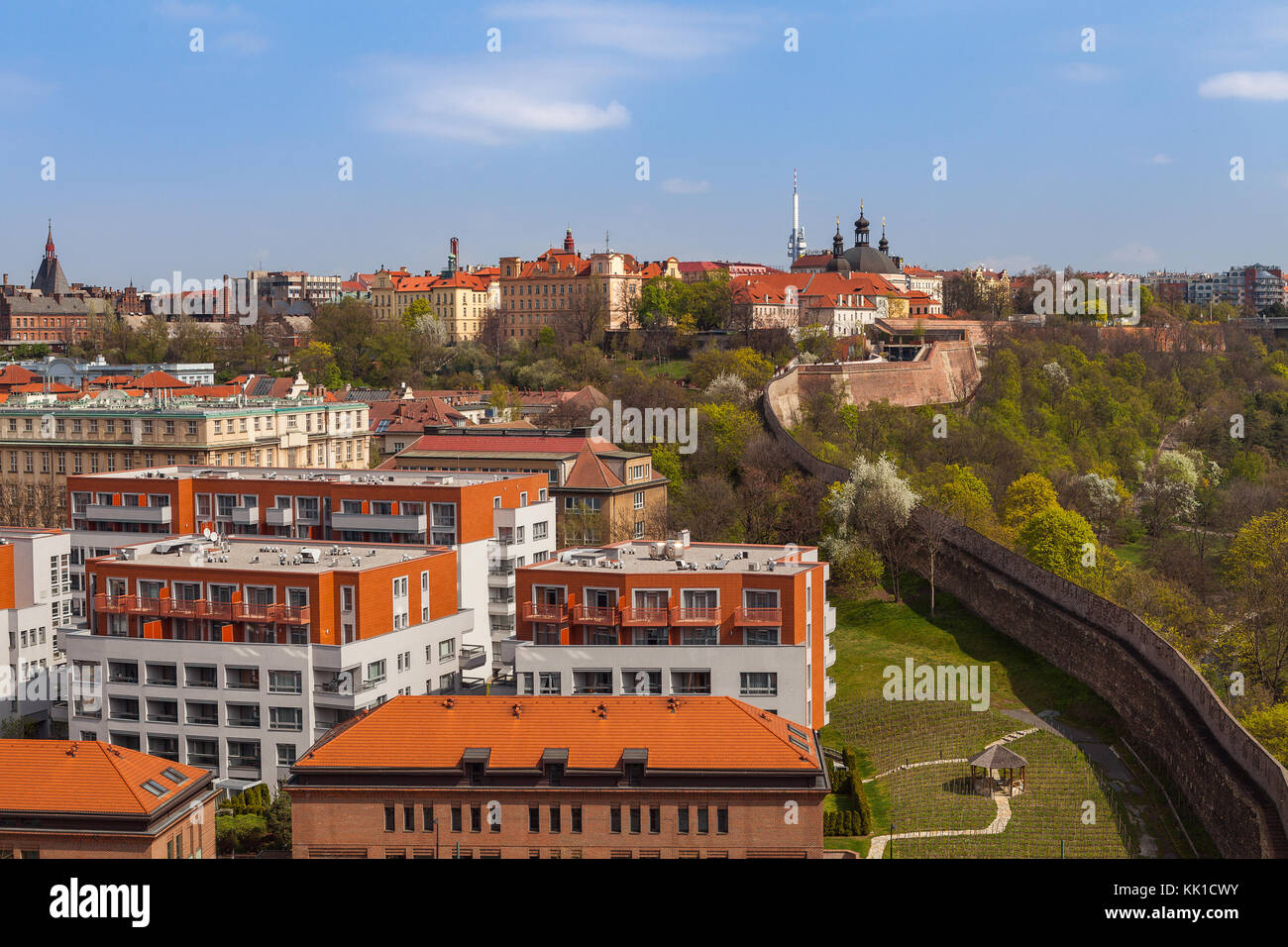 Prague skyline castle living hi-res stock photography and images - Alamy