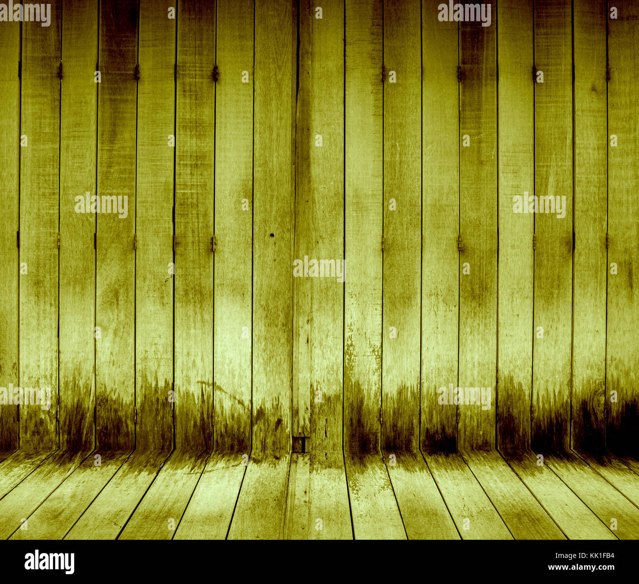 Yellow wood wall texture background Stock Photo - Alamy