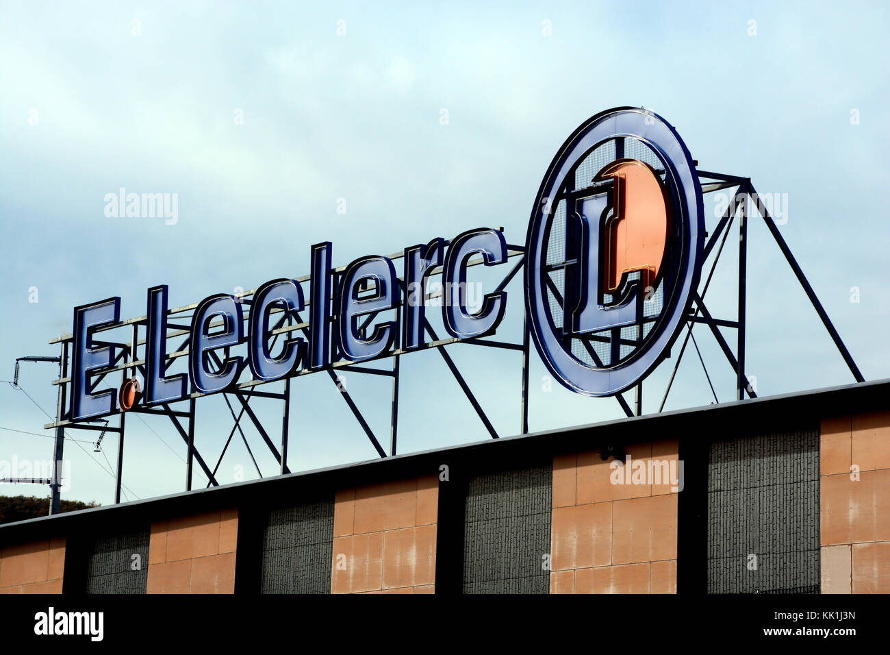 Leclerc supermarket france hi-res stock photography and images - Alamy