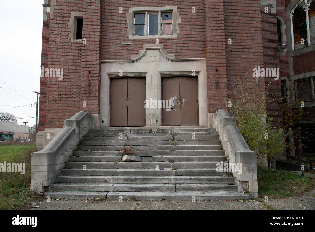 Urban decay, Detroit, Michigan, USA by James D. Coppinger/Dembinsky ...