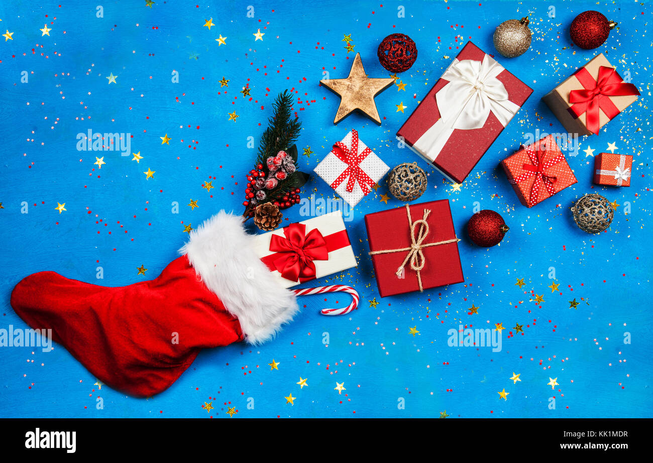 Many santas hi-res stock photography and images - Alamy