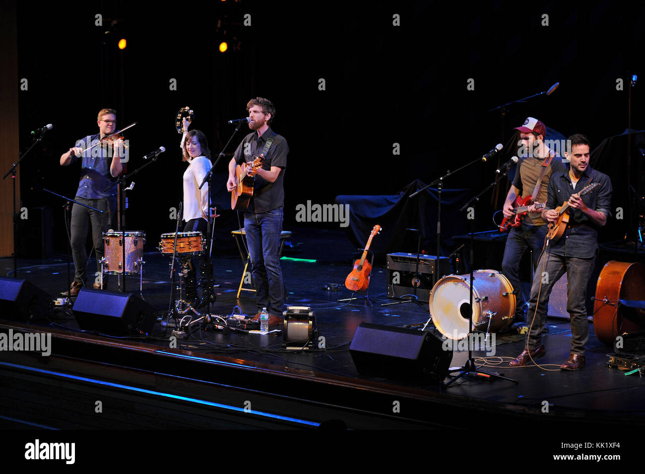 FORT LAUDERDALE, FL - JANUARY 25: Bobby Chase, Leslie Rodriguez, Justin ...