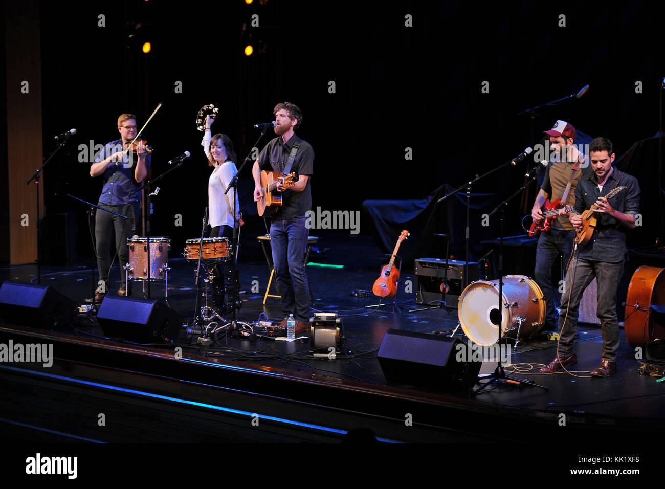 FORT LAUDERDALE, FL - JANUARY 25: Bobby Chase, Leslie Rodriguez, Justin ...