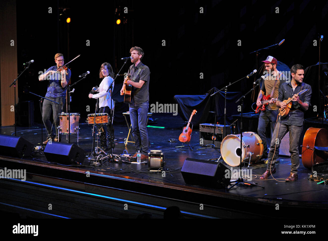 FORT LAUDERDALE, FL - JANUARY 25: Bobby Chase, Leslie Rodriguez, Justin ...