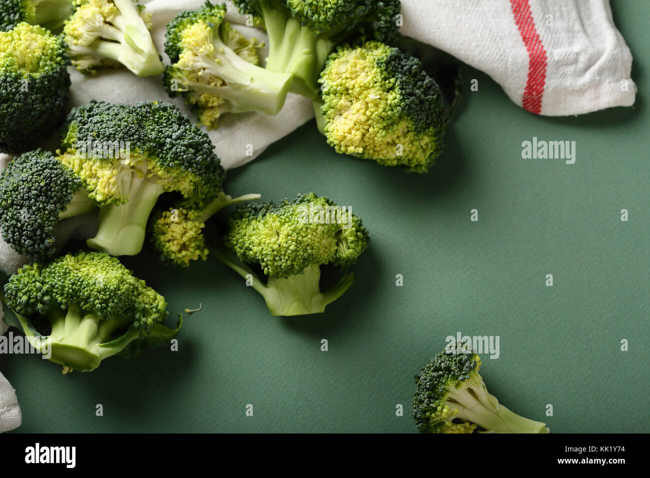 fresh broccoli on paper background, food Stock Photo - Alamy