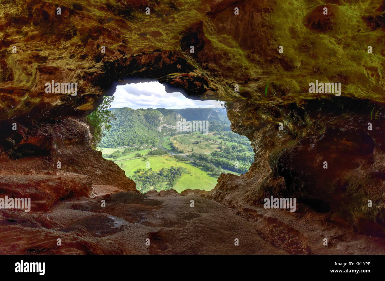 View through the Window Cave in Arecibo, Puerto Rico Stock Photo - Alamy