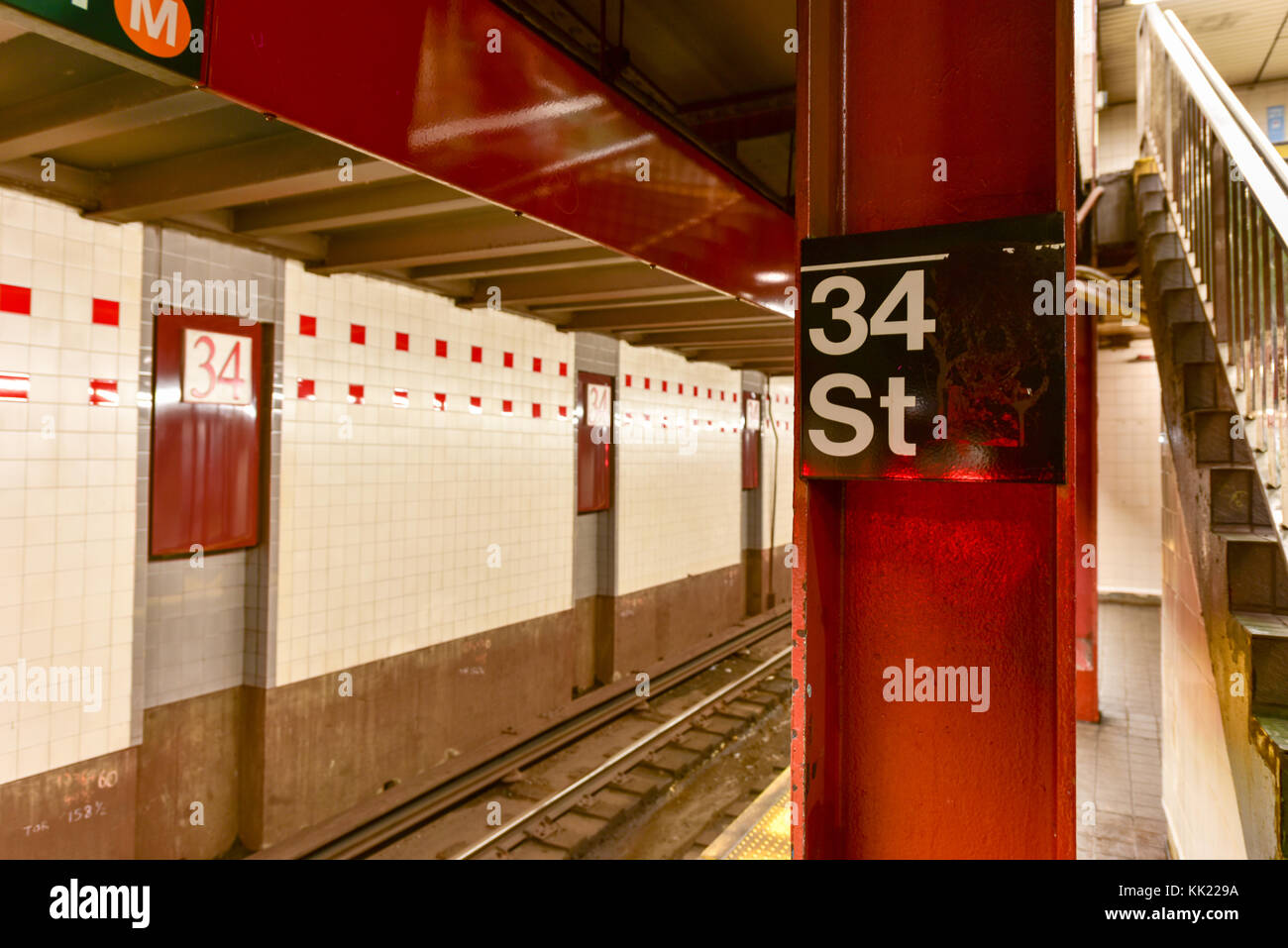New York City - February 16, 2016: MTA 34th Street Subway Station ...