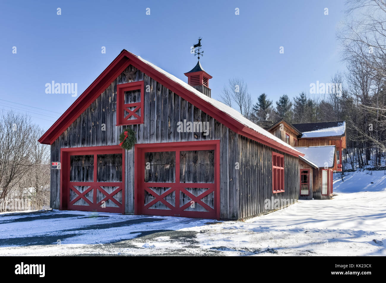 Vermont scenic farming barn farming hi-res stock photography and images ...