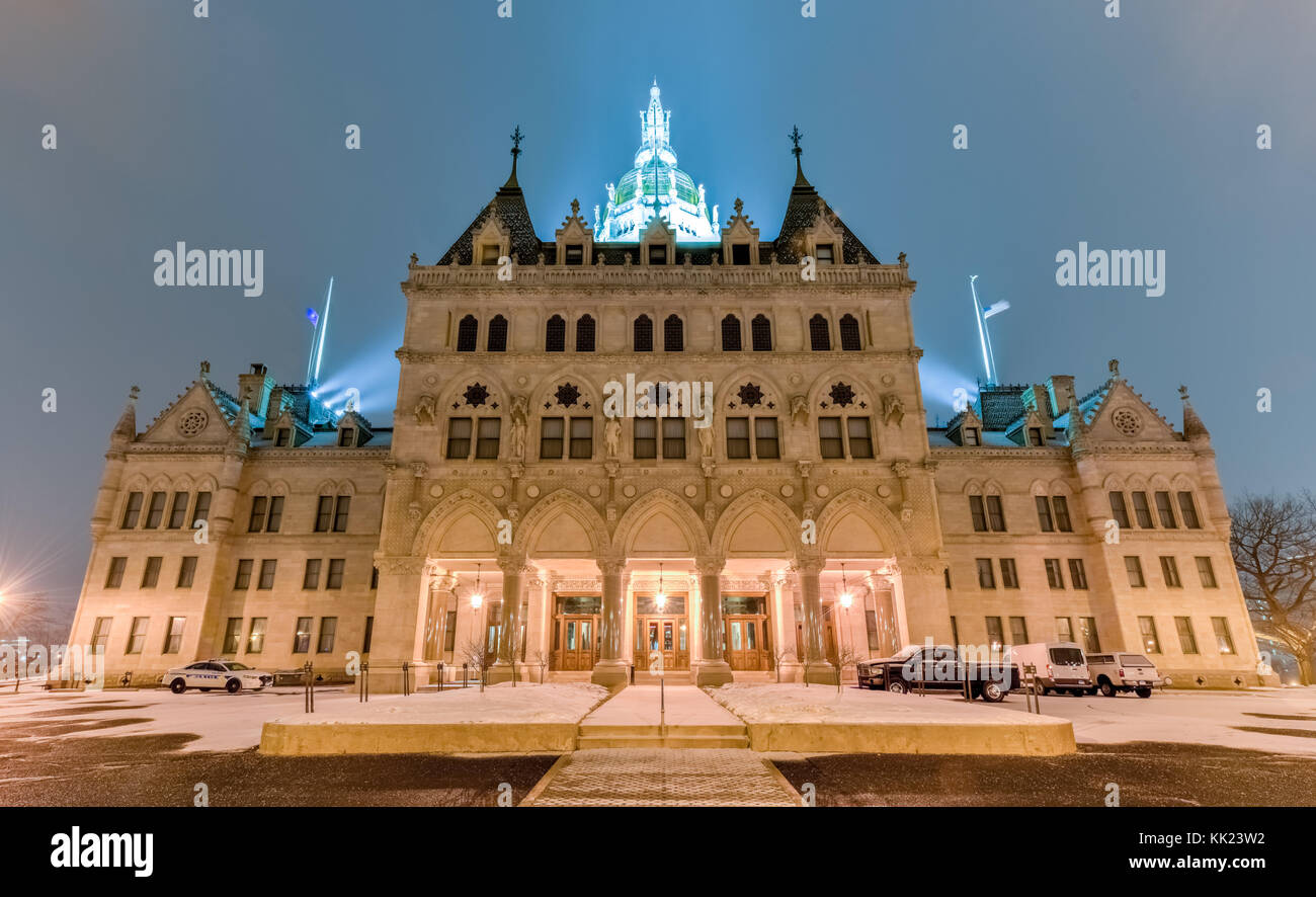 Connecticut State Capitol in Hartford on a winter evening. The building ...