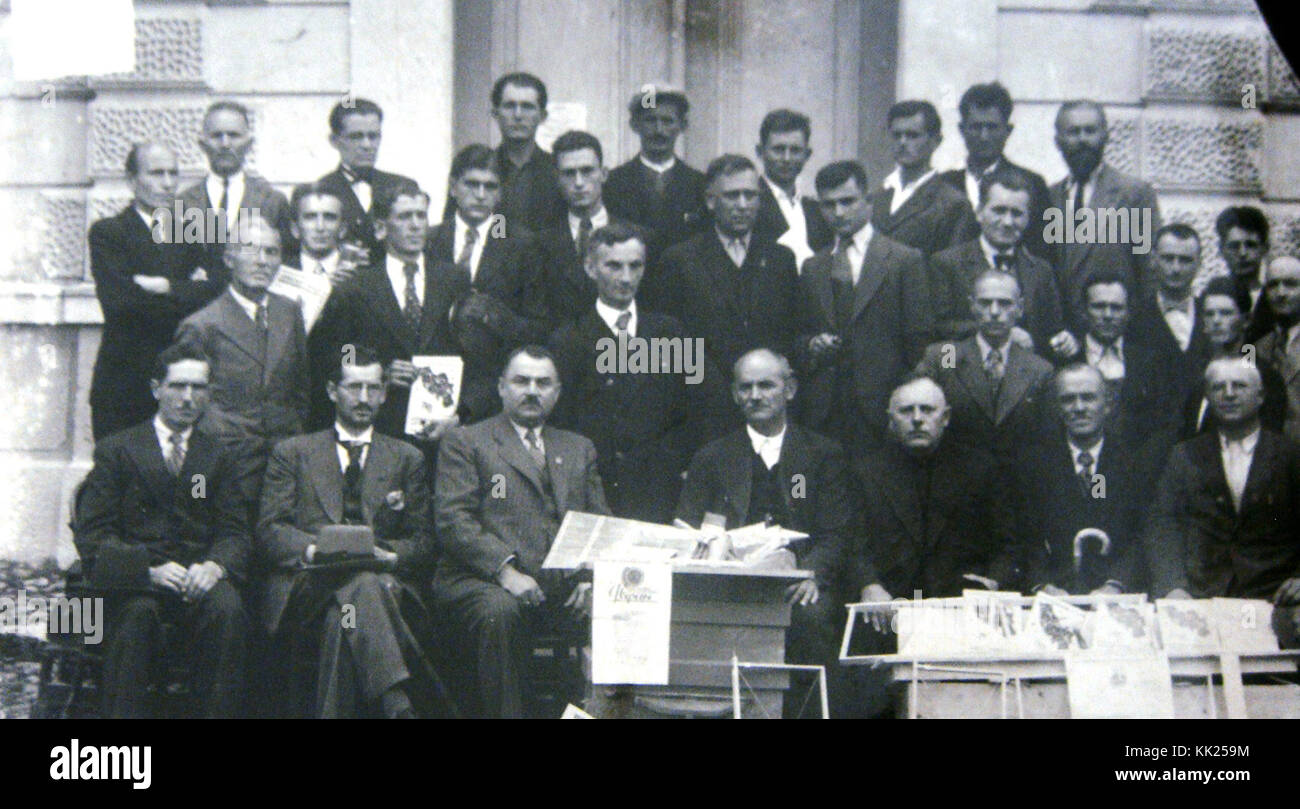 Zdruzenie na pcelari vo Bitola Stock Photo - Alamy