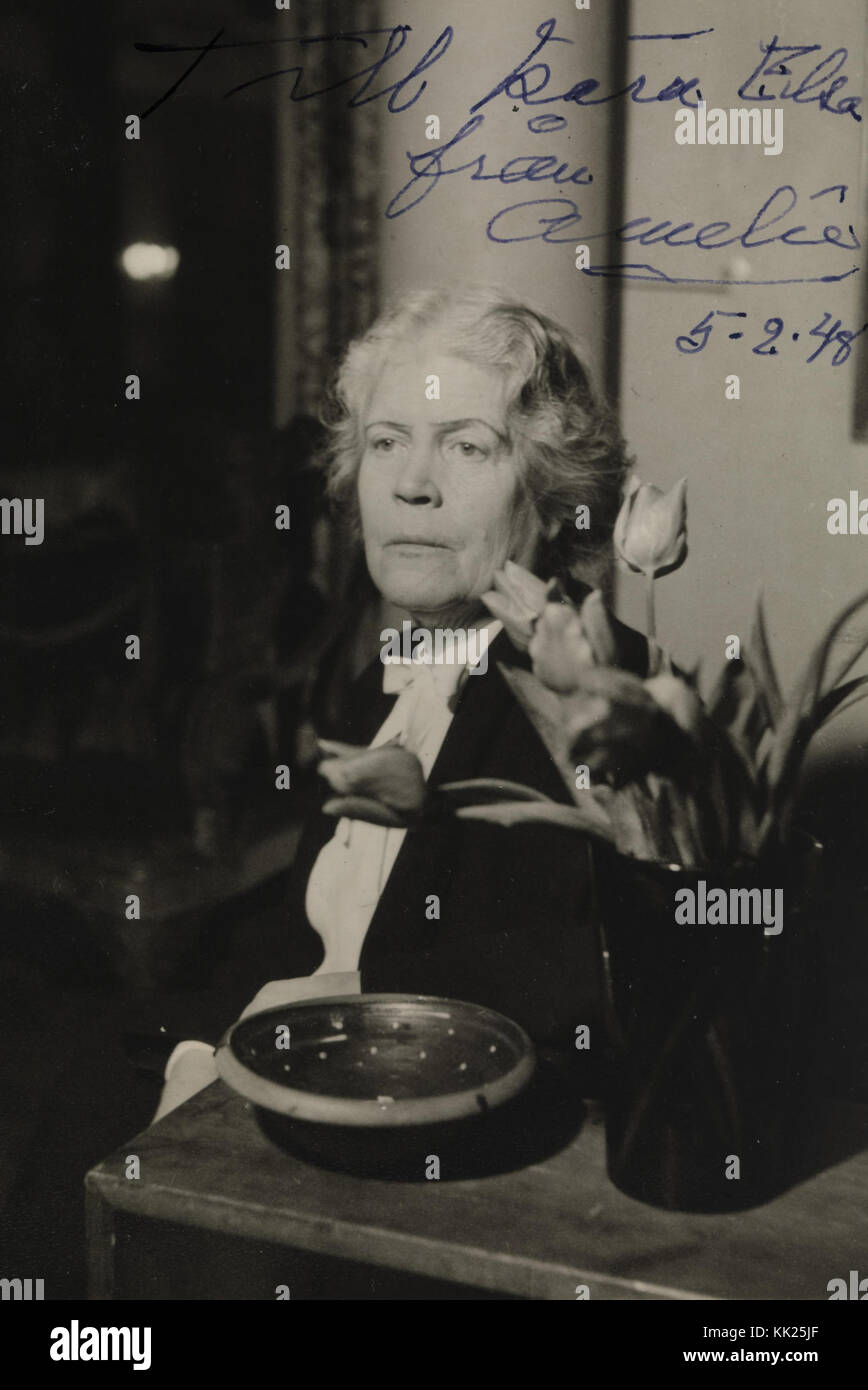 Portrett av Amelie Posse Brazdova, ca. 1948 no nb digifoto 20160608 ...