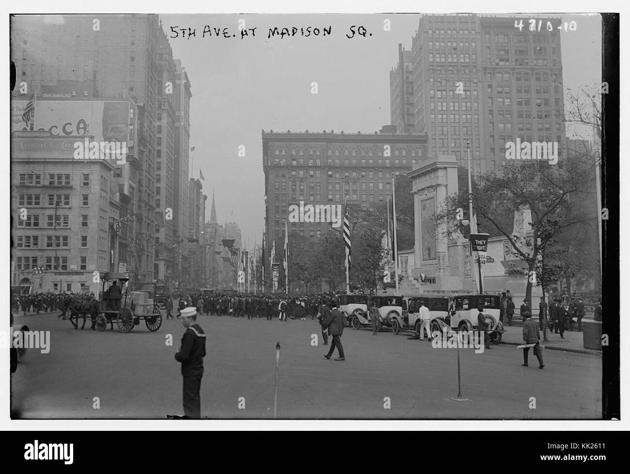 5th Ave. at Madison Sq. (LOC) (29244675995 Stock Photo - Alamy
