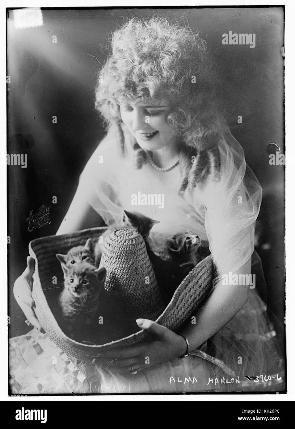 Alma hanlon hi-res stock photography and images - Alamy