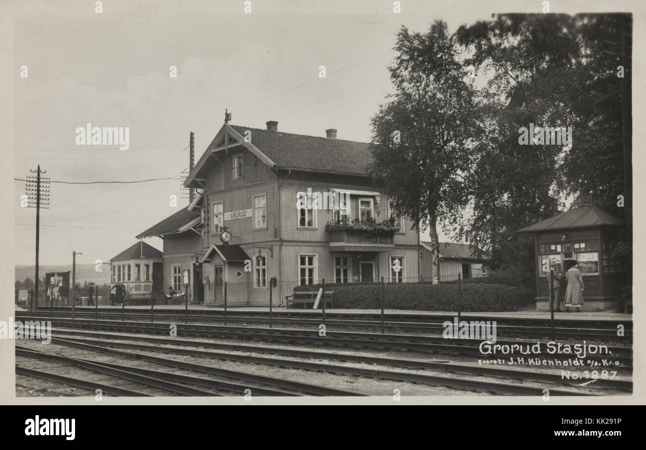 Landskapsfotografi samferdselsfotografi jernbane stasjon kiosk hi-res ...