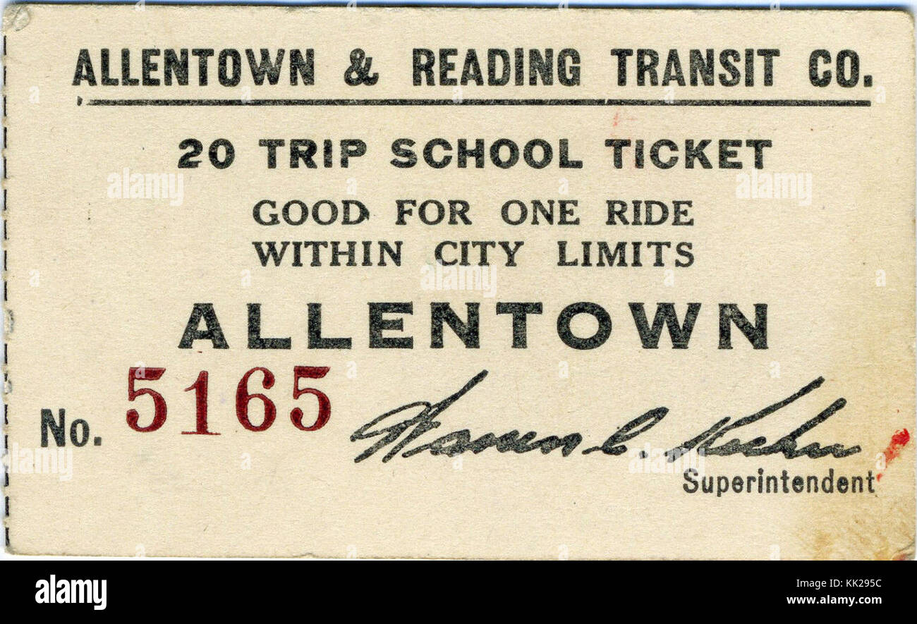 1920s school bus hi-res stock photography and images - Alamy