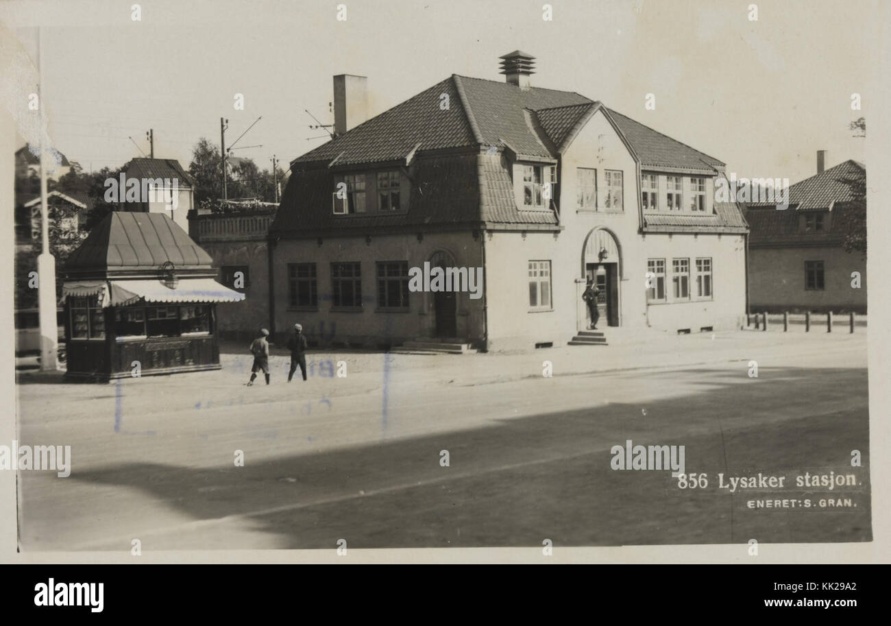 Stasjon hi-res stock photography and images - Alamy