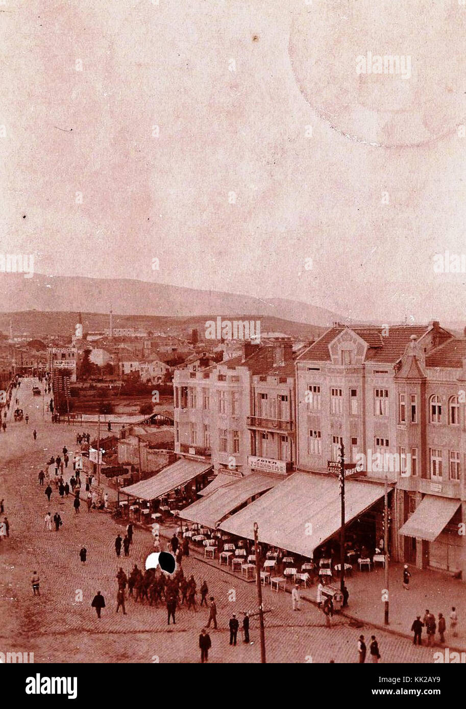 Skopje, plostad na razglednica od 1929 Stock Photo - Alamy