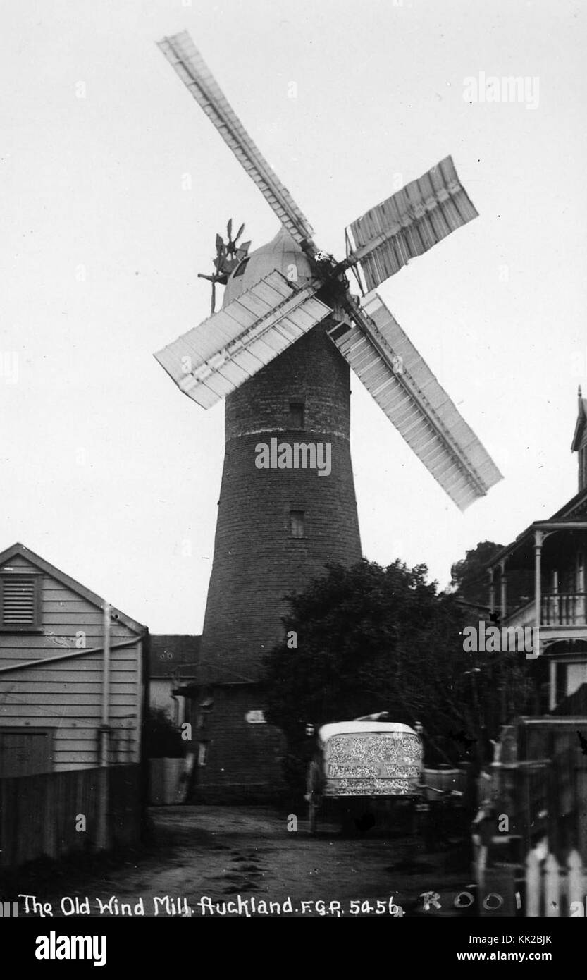 Partingtons windmill hi-res stock photography and images - Alamy