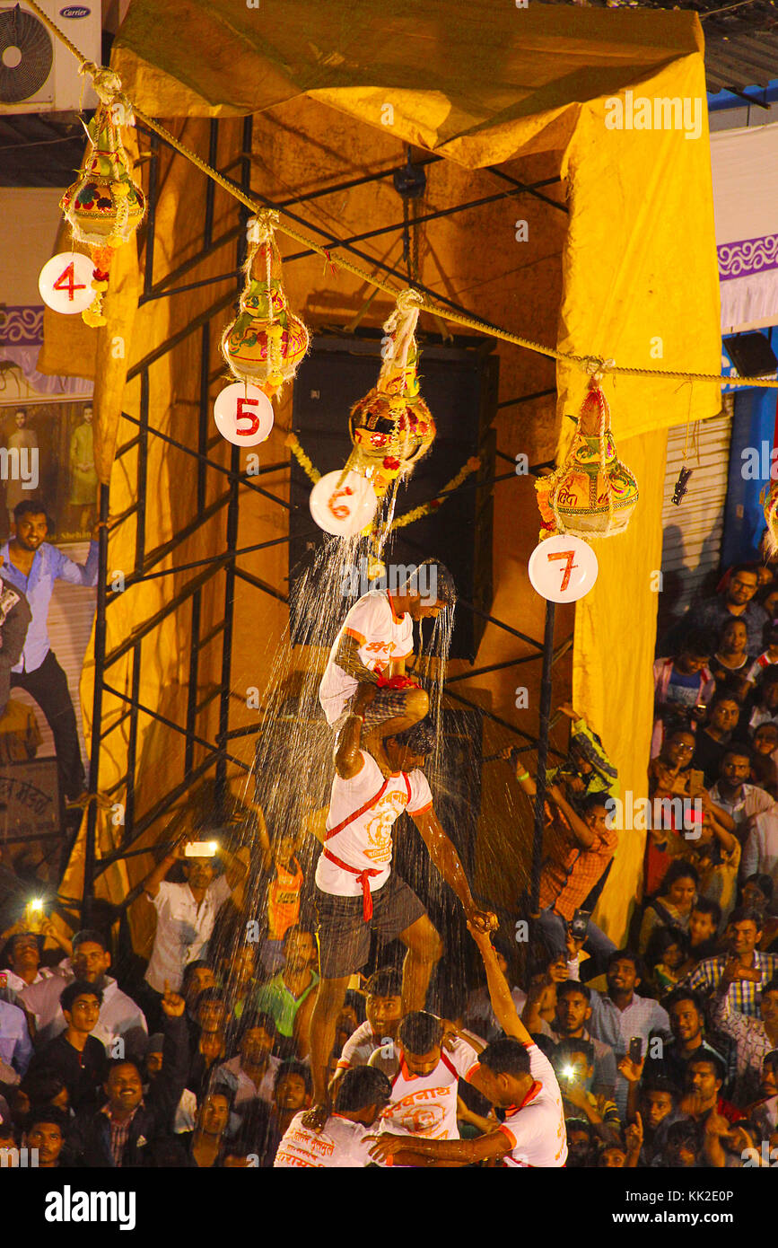 Dahi handi hi-res stock photography and images - Alamy