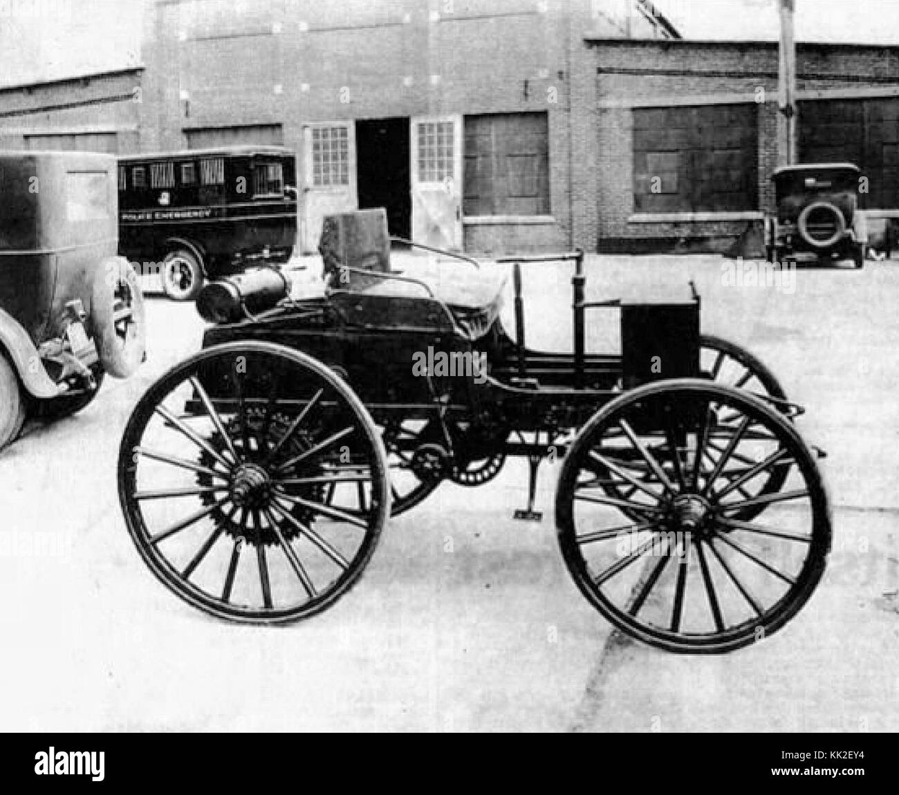 1927 1889 Henry Nadig Automobile Allentown PA Stock Photo - Alamy