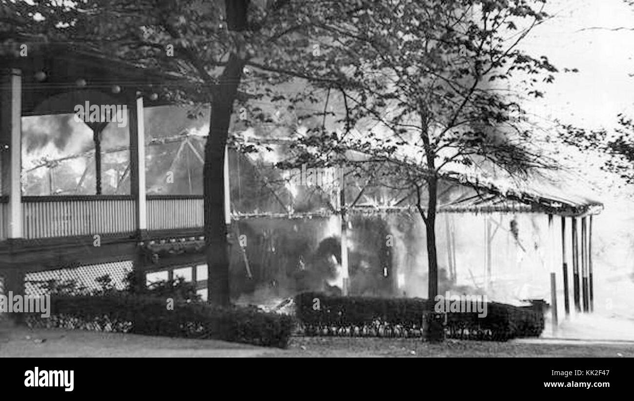1932 Funhouse fire Central Park Allentown PA Stock Photo - Alamy