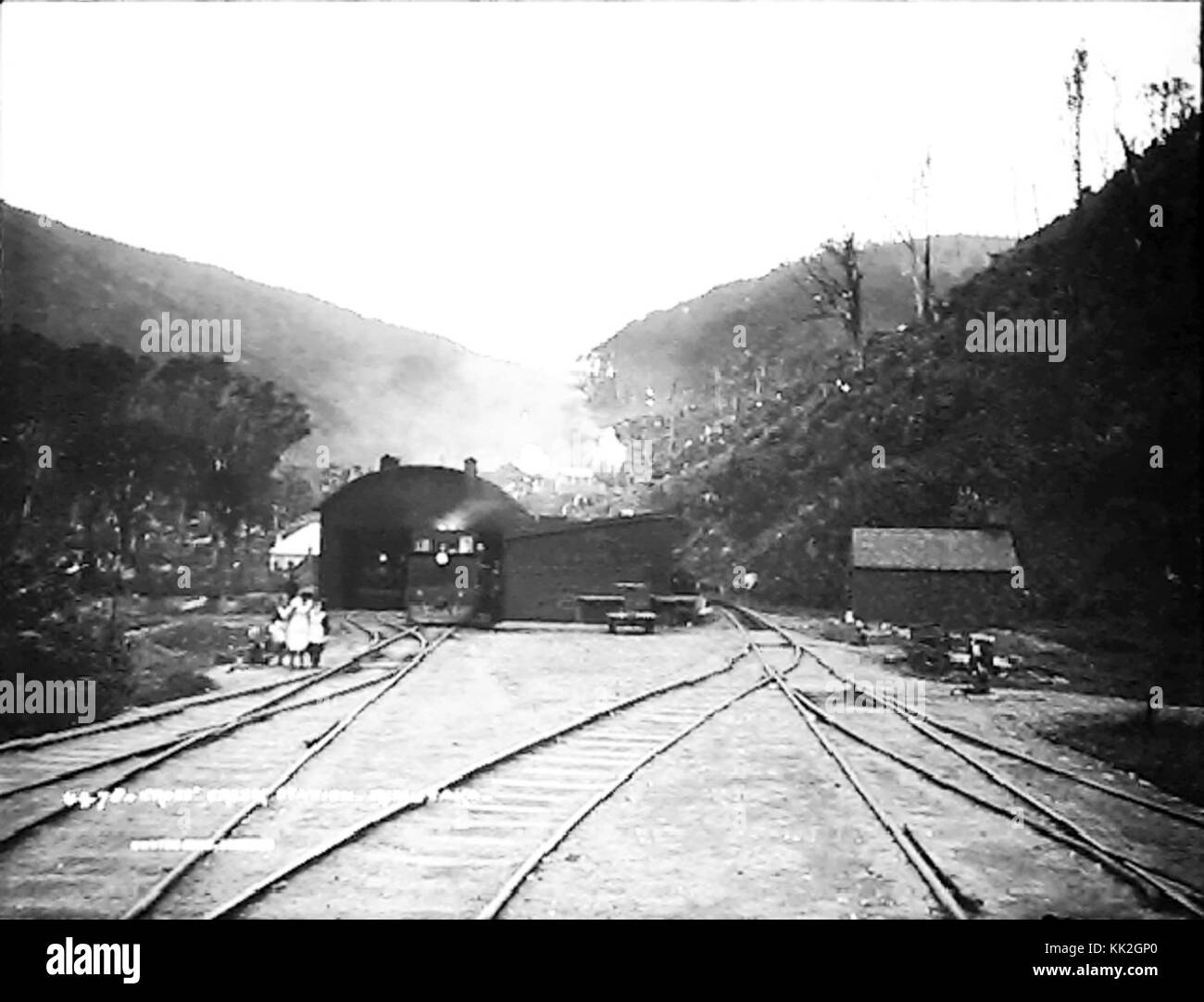 Cross Creek engine shed and station 17878 Stock Photo - Alamy