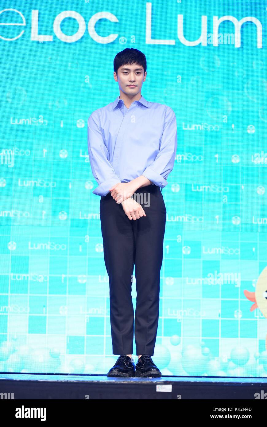 Taipei. 27th Nov, 2017. Sung Hoon promotes for a brand facial cleansing ...