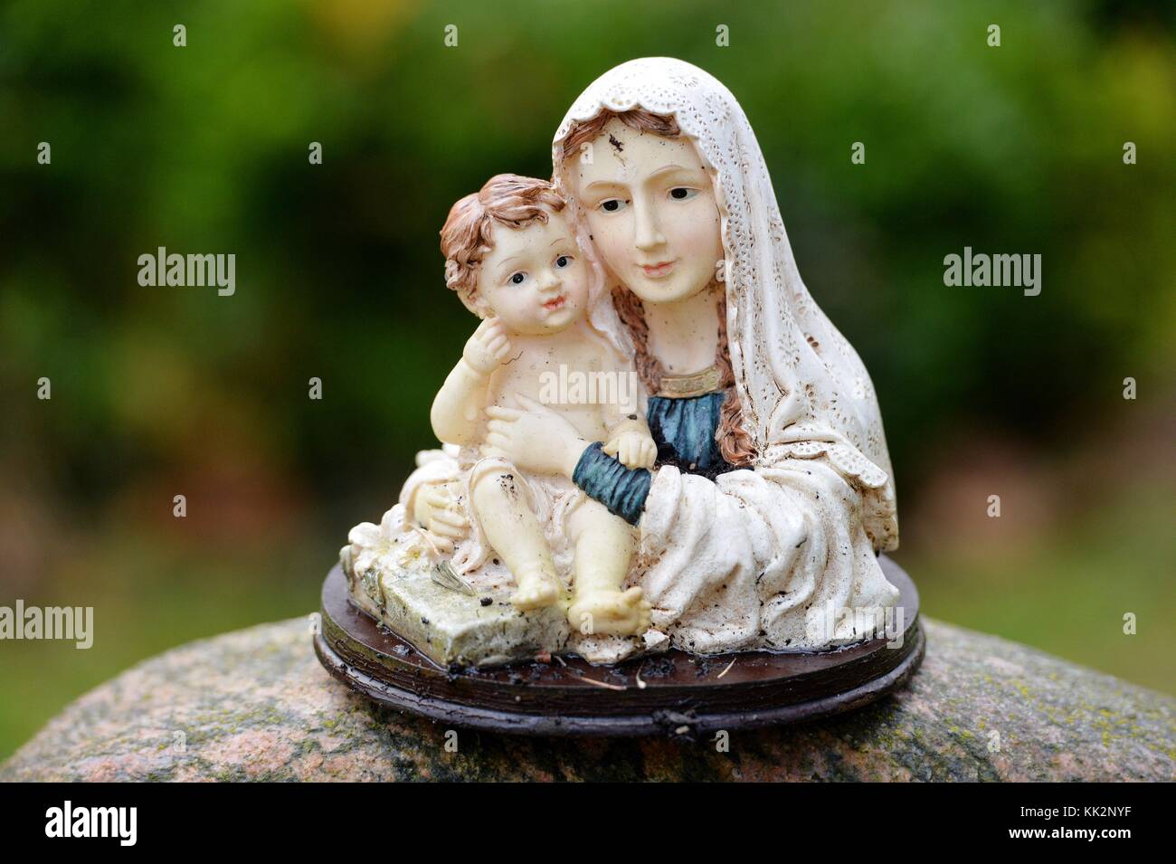 The sculpture of an angel, Germany, city of Göttingen, 15. November ...
