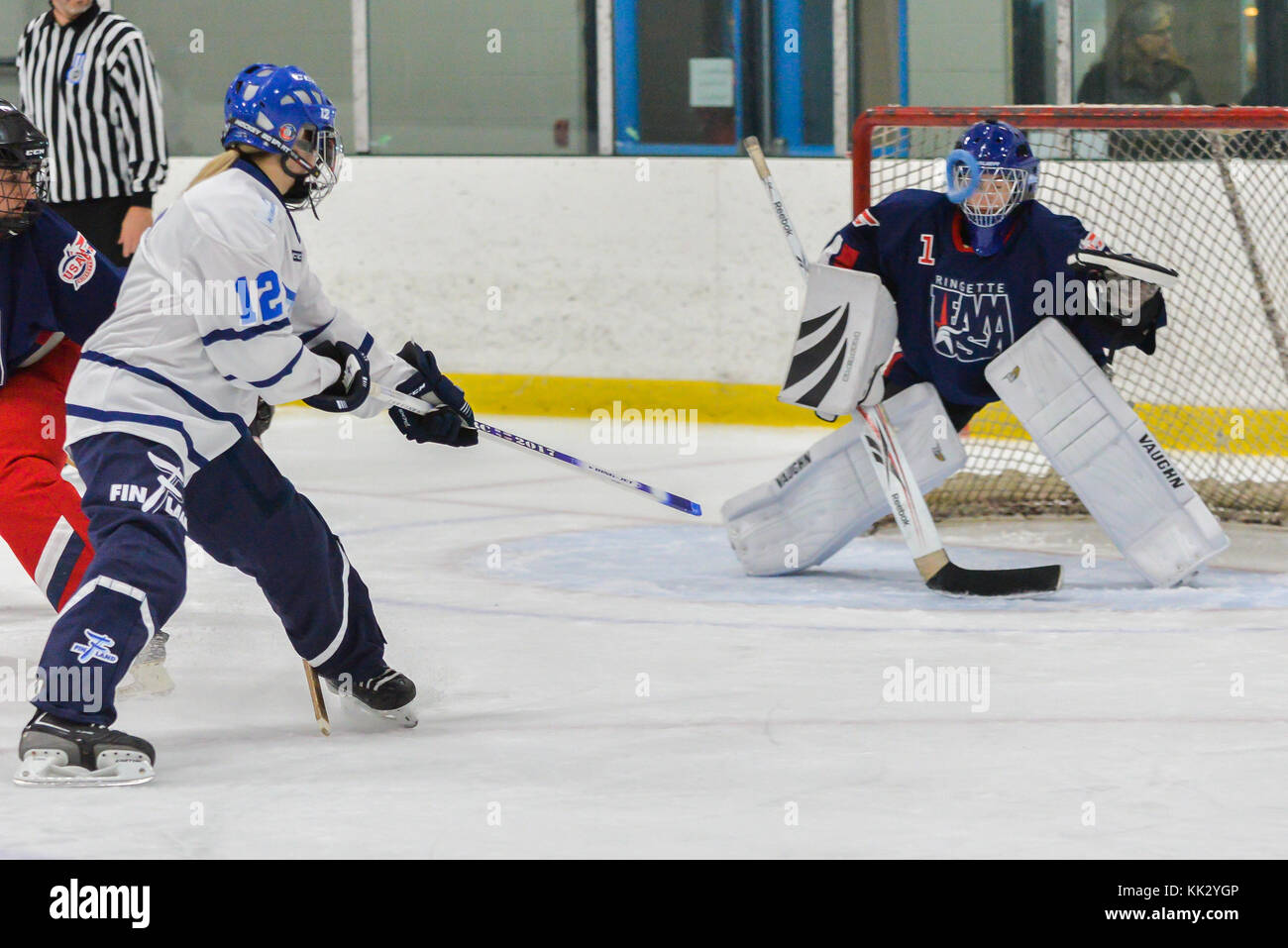 Mississauga, Ontario, Canada. 28th Nov, 2017. Players on the ice during ...