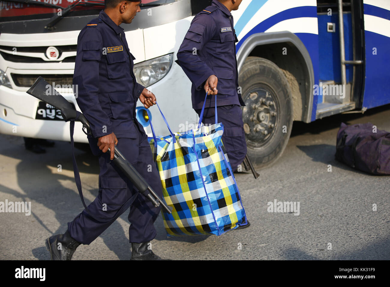 Kathmandu, Nepal. 29th Nov, 2017. Police personnel holding their ...