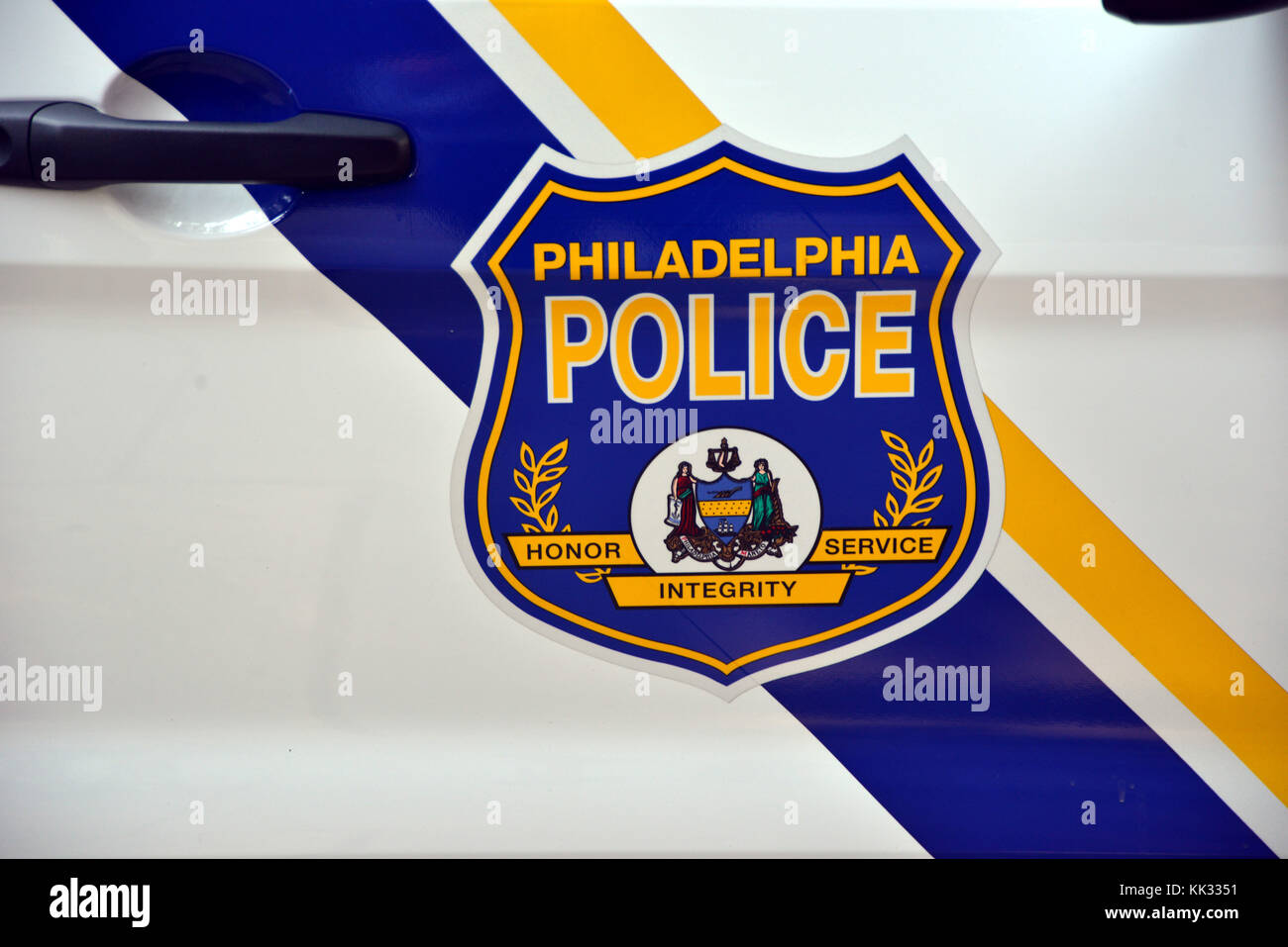 Police car philadelphia hi-res stock photography and images - Alamy