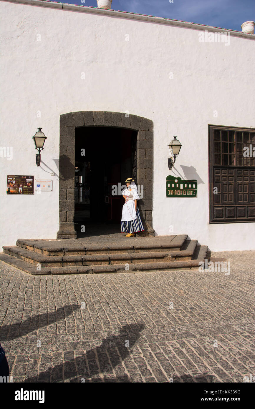 Timple hi-res stock photography and images - Alamy