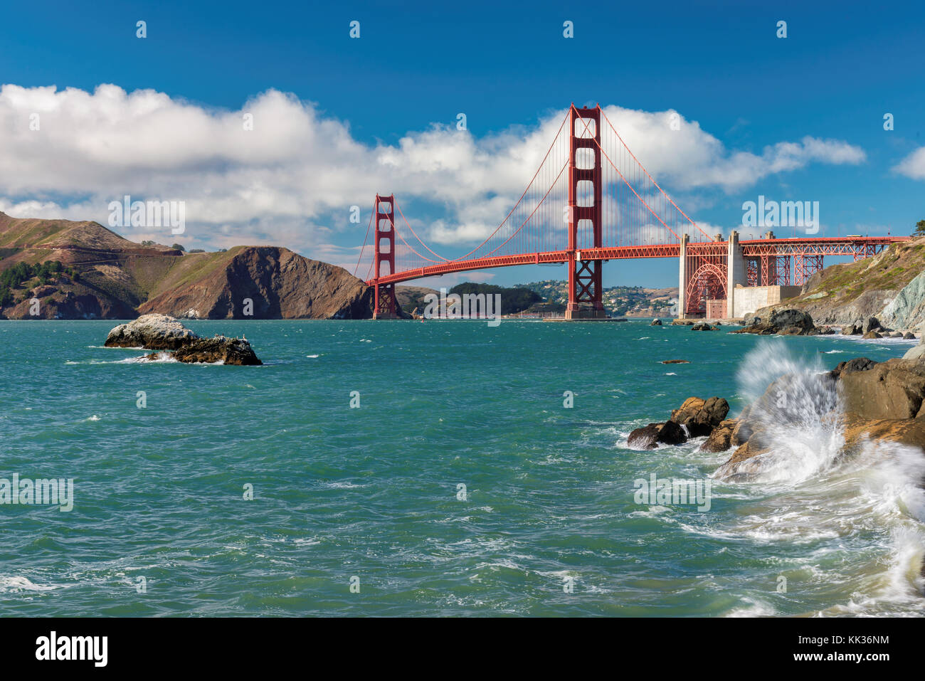 Red bridge san francisco hi-res stock photography and images - Alamy