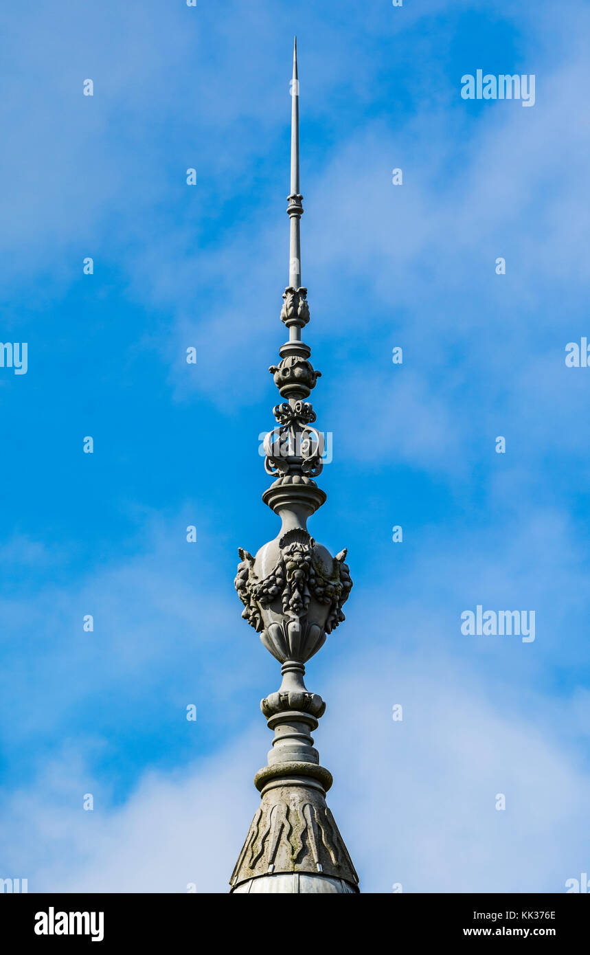 Roof top conductor hi-res stock photography and images - Alamy