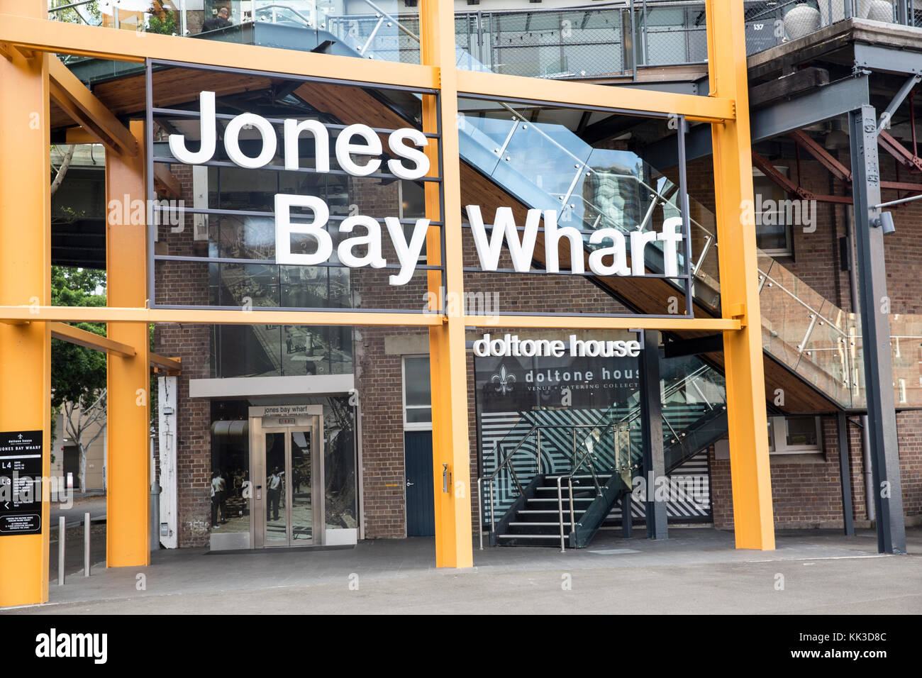 Jones Bay wharf area in Sydney's Pyrmont,Sydney,Australia Stock Photo ...