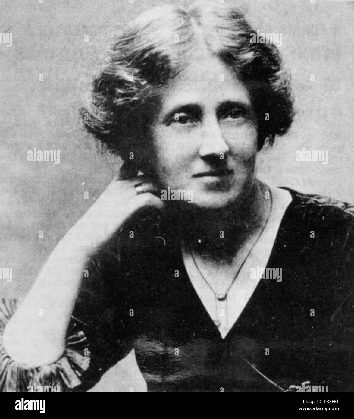 Edith howes hi-res stock photography and images - Alamy