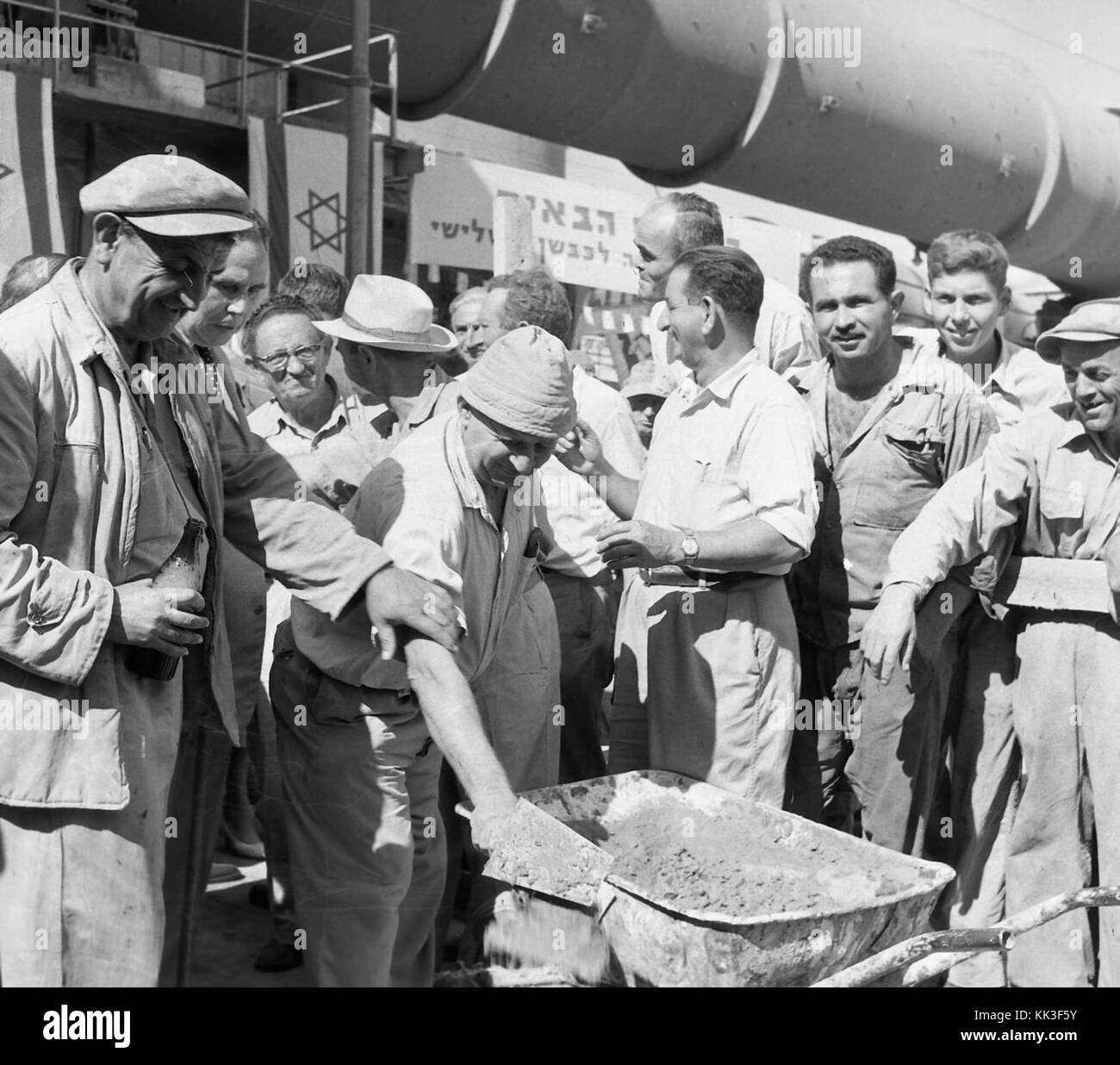 1950s laying cornerstone Black and White Stock Photos & Images - Alamy