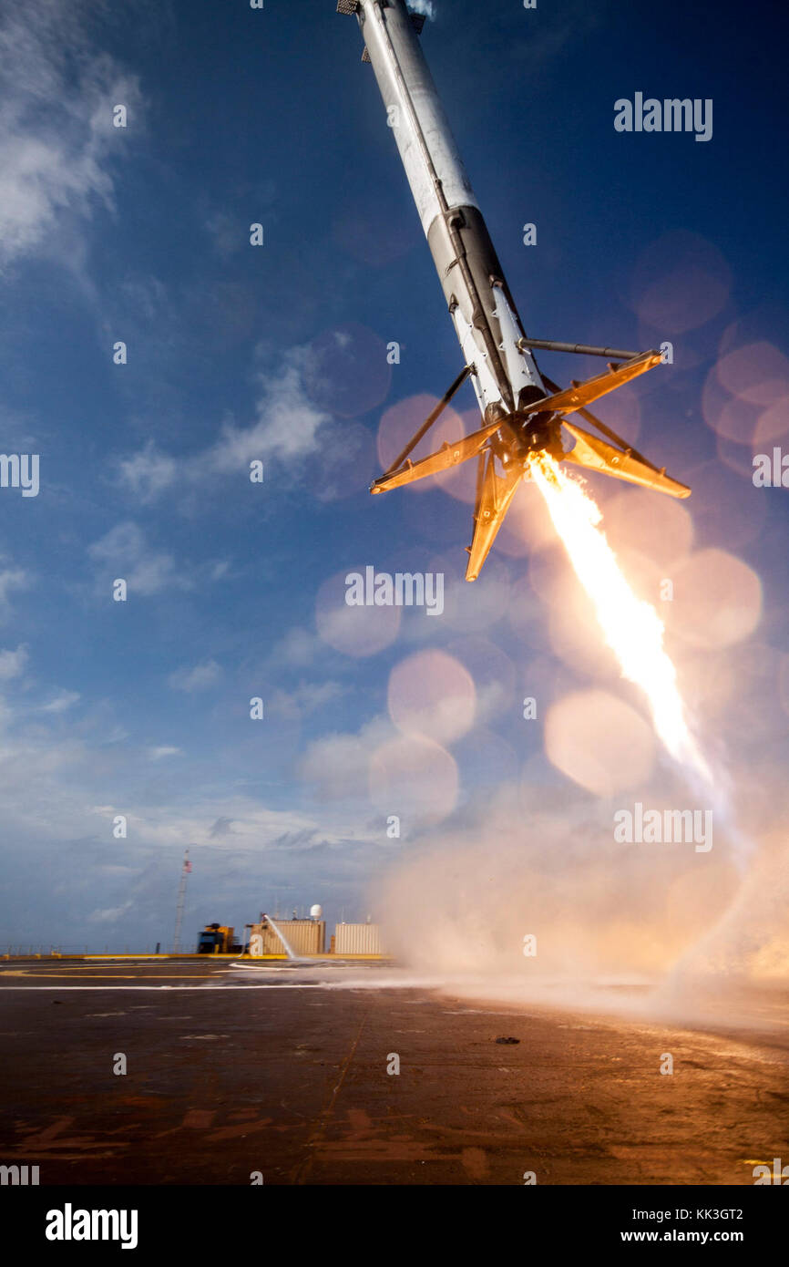 Falcon 9 first stage approaches Just Read the Instructions in the ...